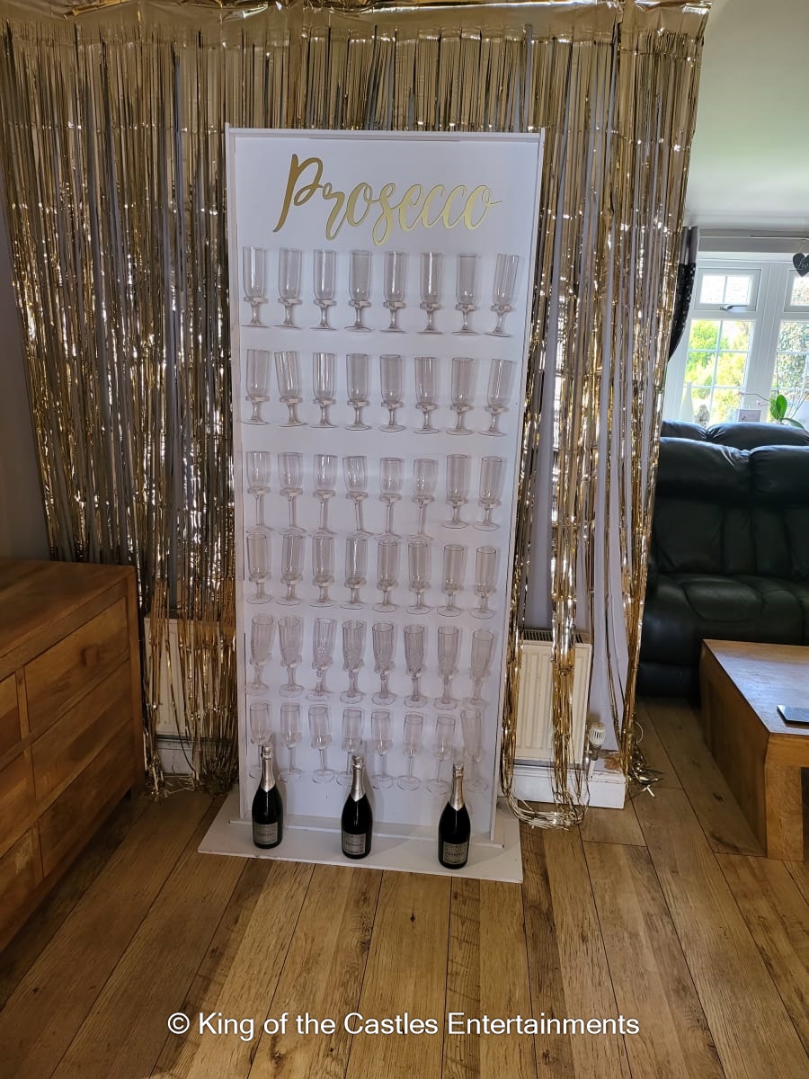 Prosecco wall - Bouncy Castle Hire, Rodeo Bull hire, Slush puppie Hire ...